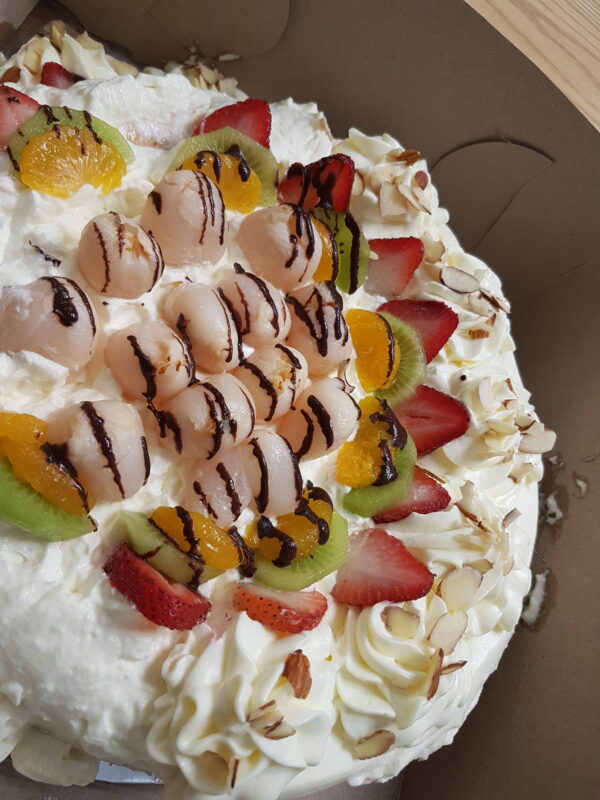 Cheesecake – Lychee – CupcakesByJay